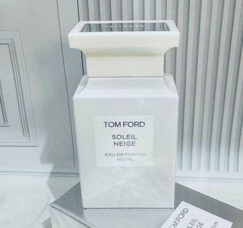 Tom ford soleil neige