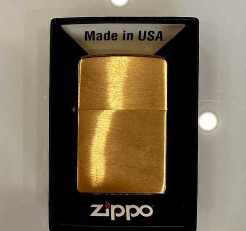 Зажигалка Zippo бензиновая