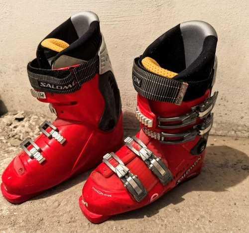 Горнолыжные ботинки salomon equipe