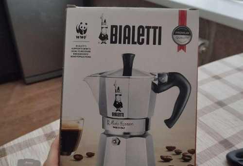 Гейзерная кофеварка bialetti