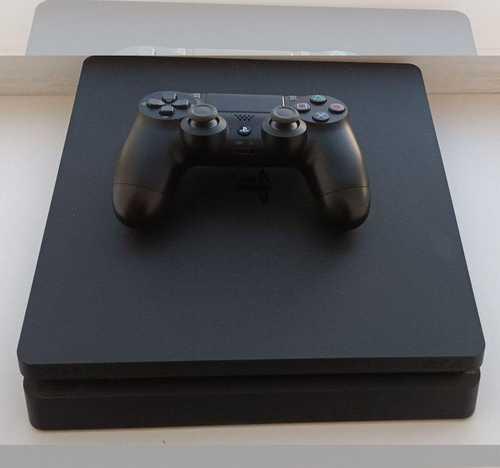 Sony playstation 4 slim