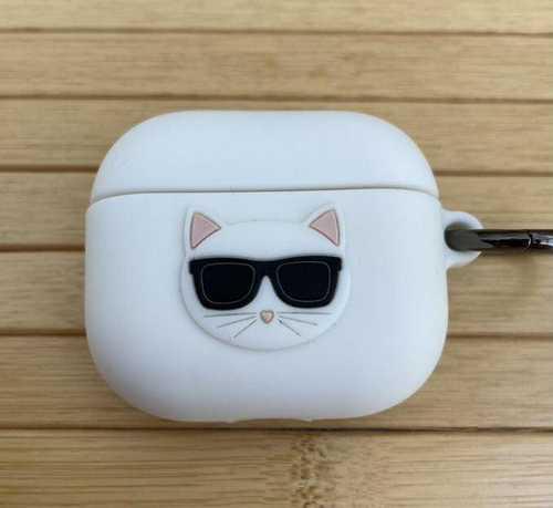 Чехол Karl Lagerfeld для Airpods 3