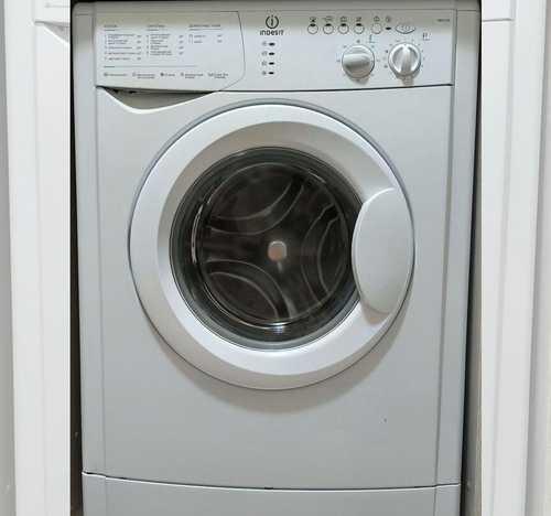 Стиральная машина indesit wisl 103 cis