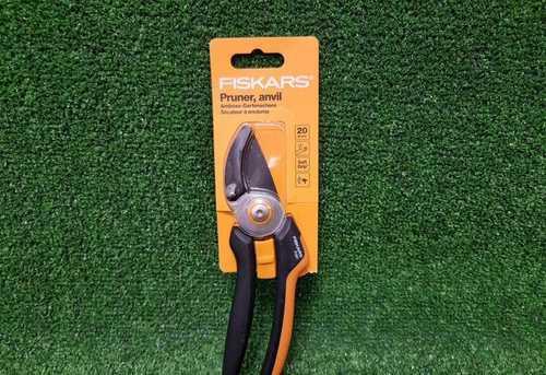 Секатор контактный fiskars Solid P361