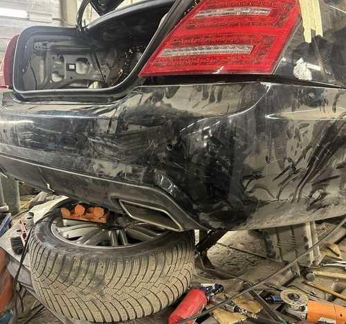 Задний бампер amg w221