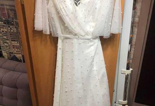 Свадебное платье 46 48 с разрезом