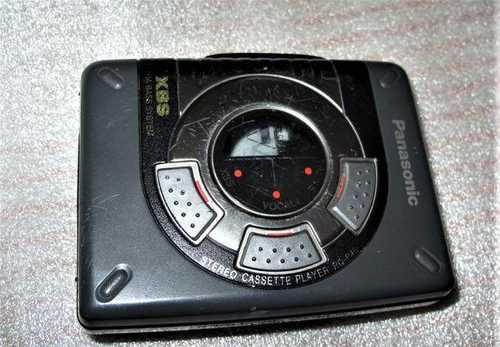 Кассетный плеер Panasonic RQ-P45. sony WM-FX261