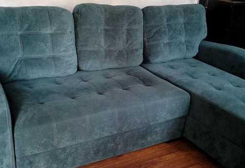 Угловой диван с оттоманкой