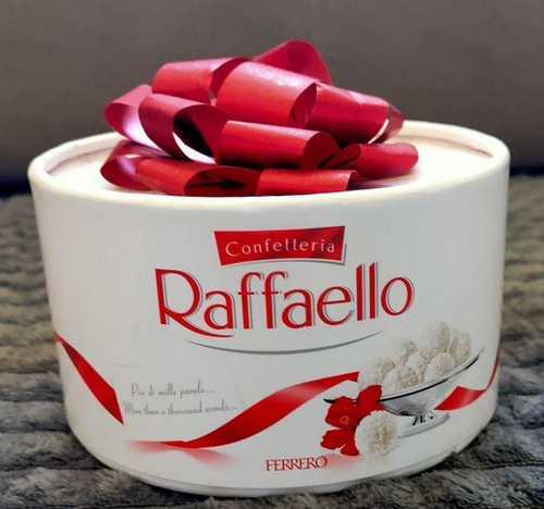 Коробка от конфет Рафаэлло Rafaello