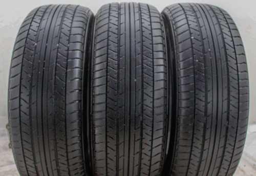 Yokohama A349 215/60 R17 96H