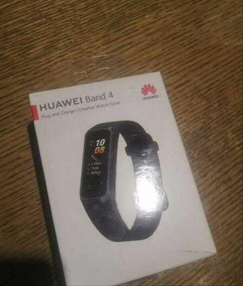 Фитнес браслет Huawei band 4