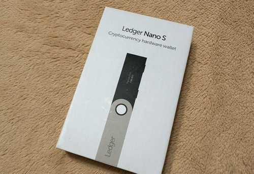 Ledger Nano S аппаратный криптокошелек