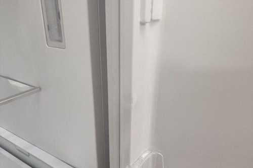 Холодильник с инвертором maunfeld MFF1857NFW уценк