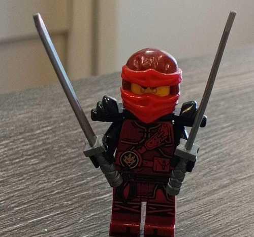 Lego ninjago минифигурка кая по 7 сезону