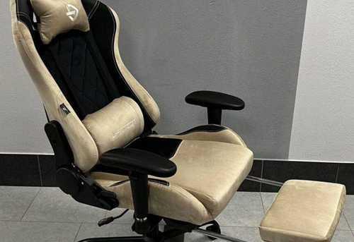 Игровое кресло GT Racer