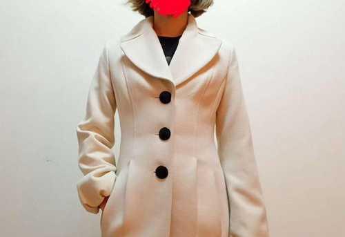 Пальто женское демисезонное, 42-44 размер