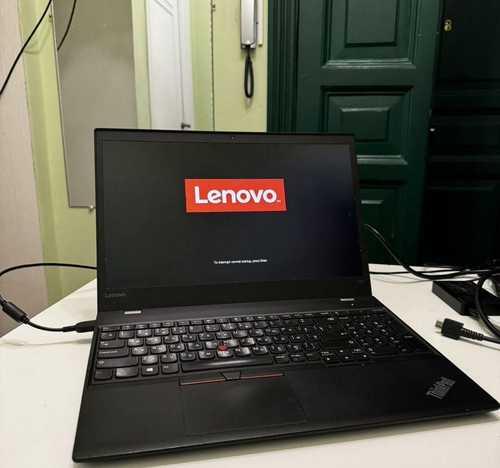 Lenovo T570 (i5/8/256GB SSD)