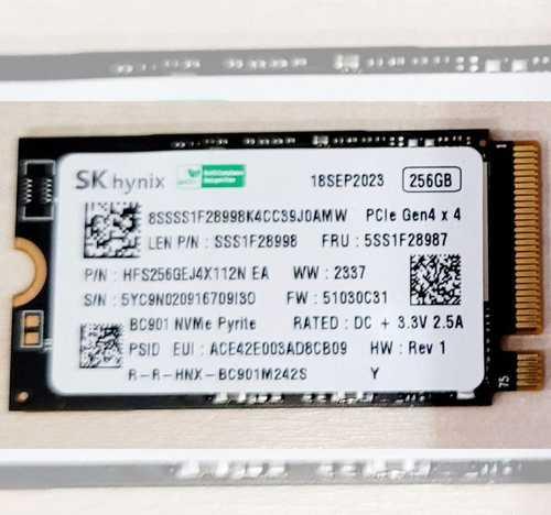 M2 nvme SSD 2242 256gb SKhynix