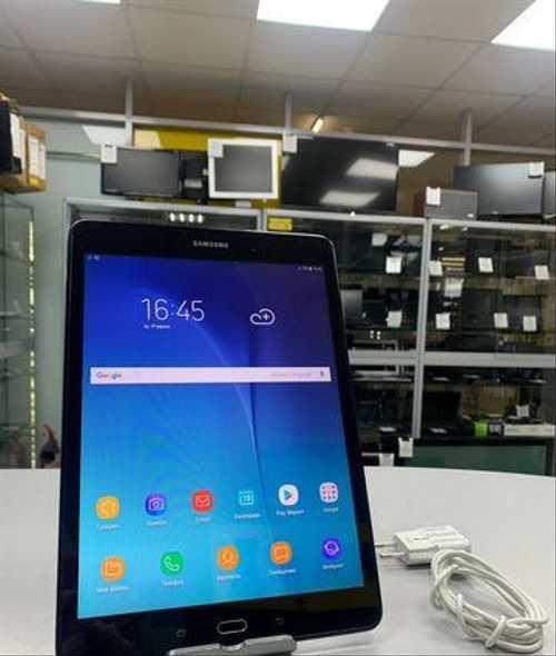 Планшет Samsung Galaxy Tab A 9.7 SM-T555