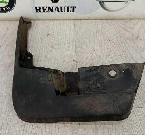 Брызговик передний renault logan 2 Лев