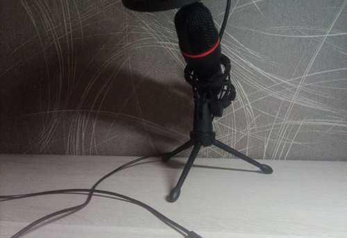 Микрофон студийный