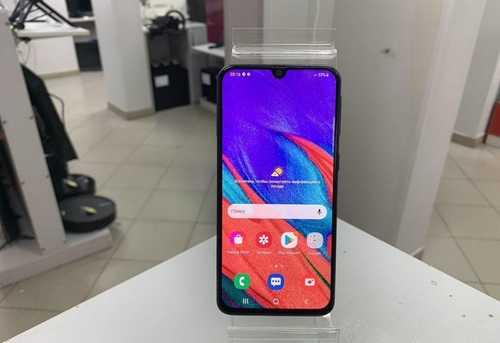 Samsung Galaxy A40, 4/64 ГБ