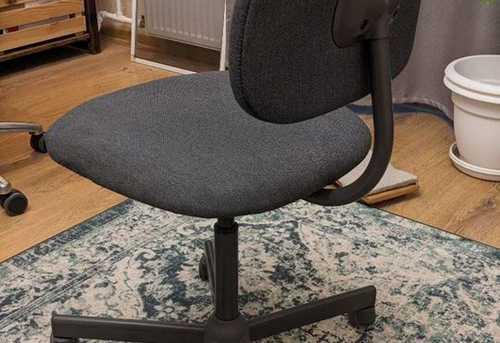 Компьютерное кресло IKEA блэкбергет