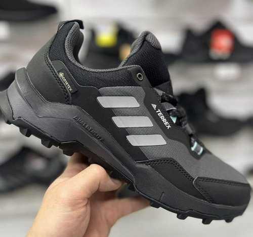 Кроссовки демисезонные adidas terrex термо