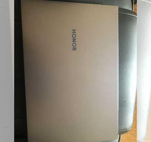 Honor magicbook 14 ryzen 5 3500u 8/512