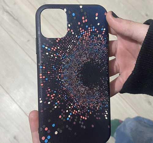 Чехол на iPhone 11