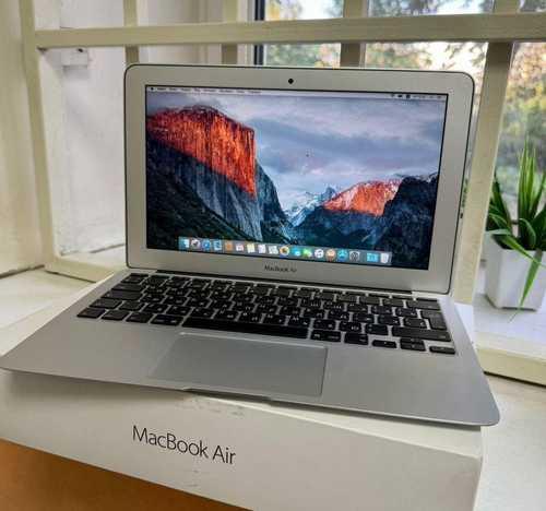 Apple MacBook Air 11 2015 A1465