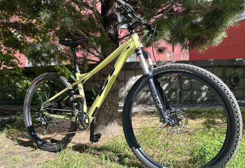 Велосипед gt avalanche elite 27 рама S