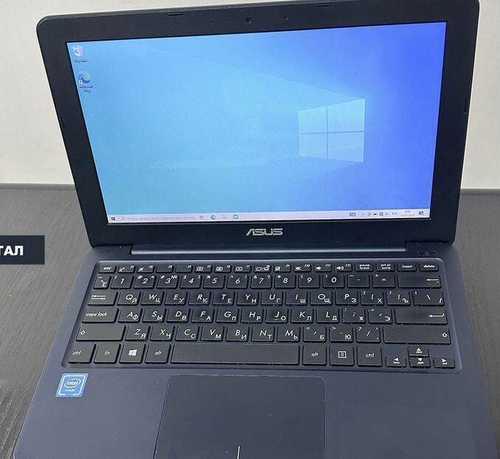 Ноутбук Asus EeeBook E202SA-FD0003T