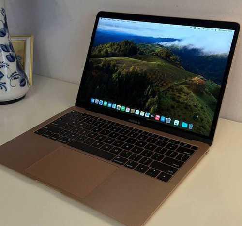 MacBook Air 13 2018 i5/8/128 RoseGold