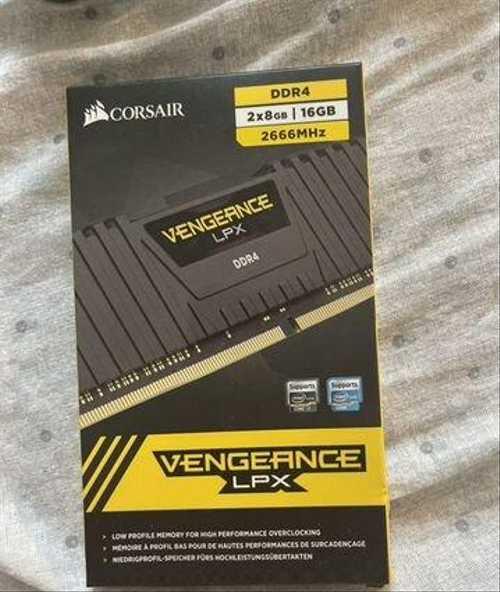 Corsair Vengeance LPX DDR4 2x8 GB 2666 мгц