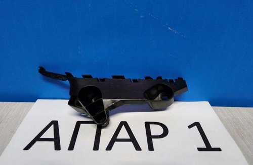Кронштейн бампeра Mazda 3 3 вм 2013
