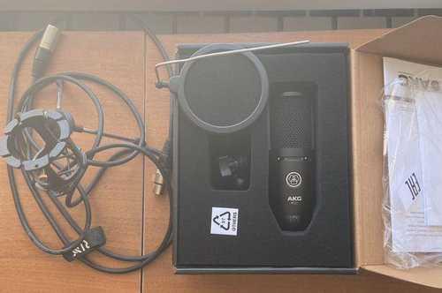 Микрофон akg p120