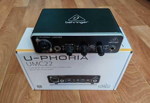 Внешняя звуковая карта Behringer umc22