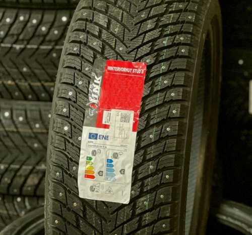 iLink Wintervorhut Stud II 235/50 R19 82H
