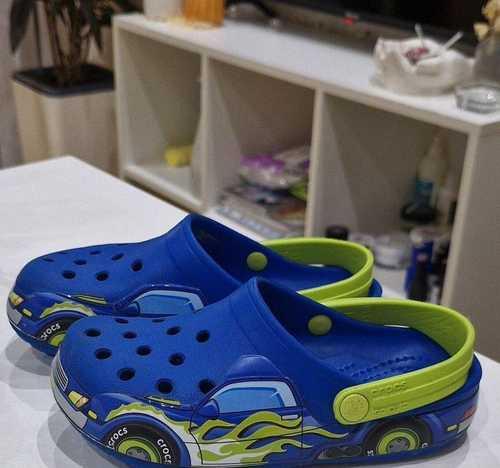 Тапочки детские crocs