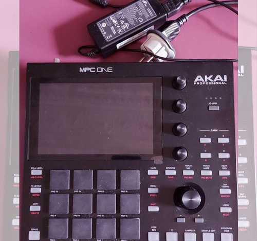 Akai mpc one