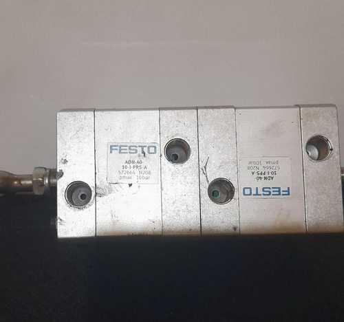 Пневмоцилиндр Festo