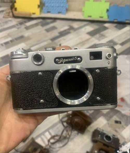 Плёночный фотоаппарат зоркий 5