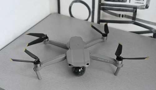 Квадрокоптер DJI Mavic Air 2