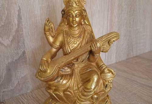 Статуэтка индийской богини Сарасвати