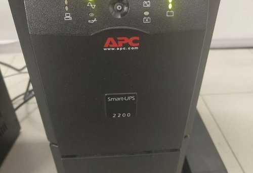 APC SMART UPS 2200