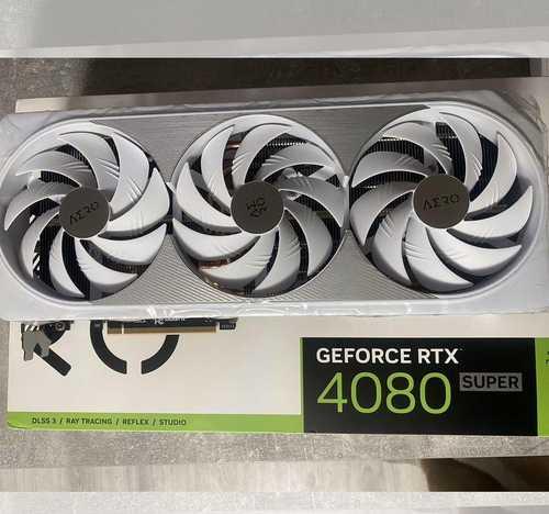 RTX 4080 Super Gigabyte Aero OC