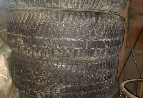 Bfgoodrich Urban Terrain T/A 215/65 R16 98