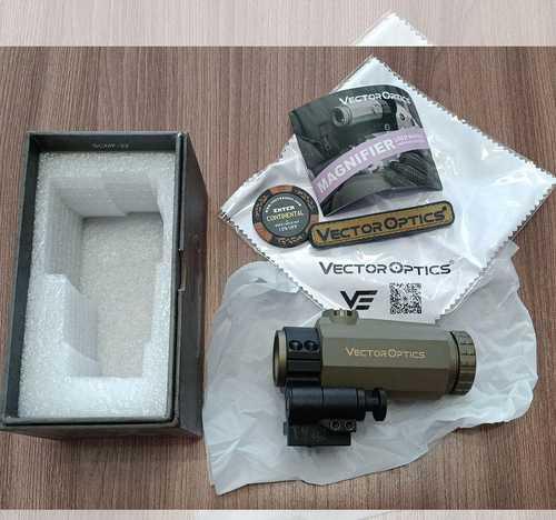 Vector optics maverick III magnifier