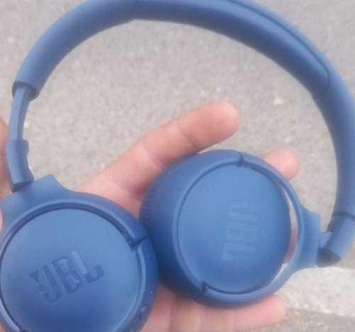 Беспроводные наушники jbl